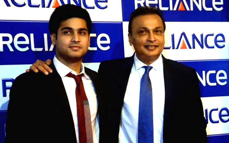 Jay Anmol Ambani Biography : 24 की उम्र से संभाला बिजनेस, अनिल अंबानी ...